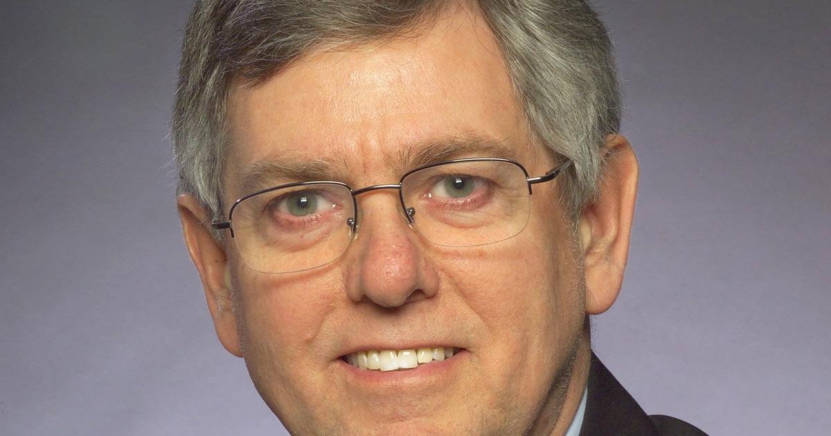 William Pelz inducted to Genesis Group Education Hall of Distinction | HCCC